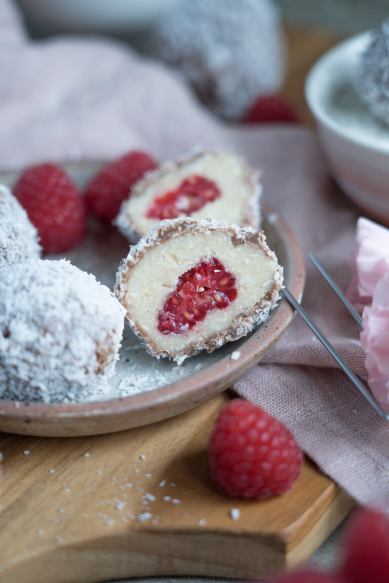 Lamington Bliss Balls I glutenfrei & vegan - www.glutenfreiumdiewelt.de