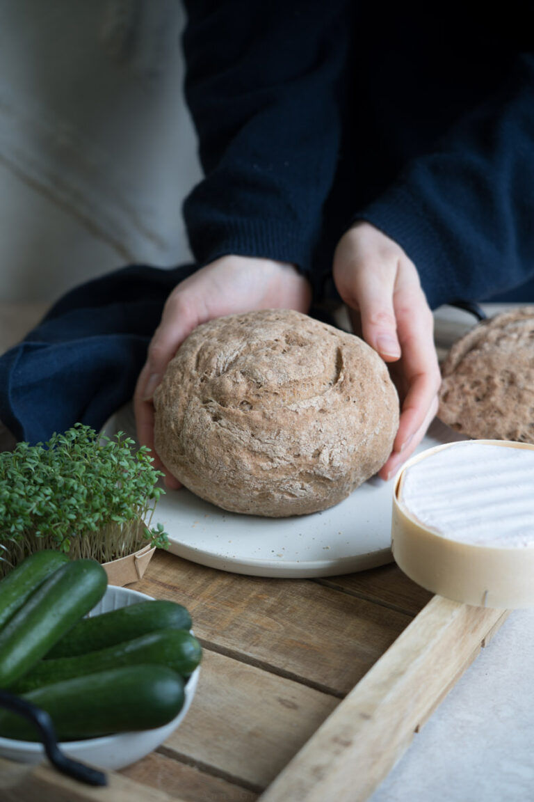Brotlaib mit Ofenkäse I glutenfrei - www.glutenfreiumdiewelt.de